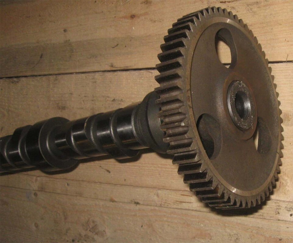 Вал распределительный с шестерней в сборе ТМЗ 842-1006010-10. Цена ...